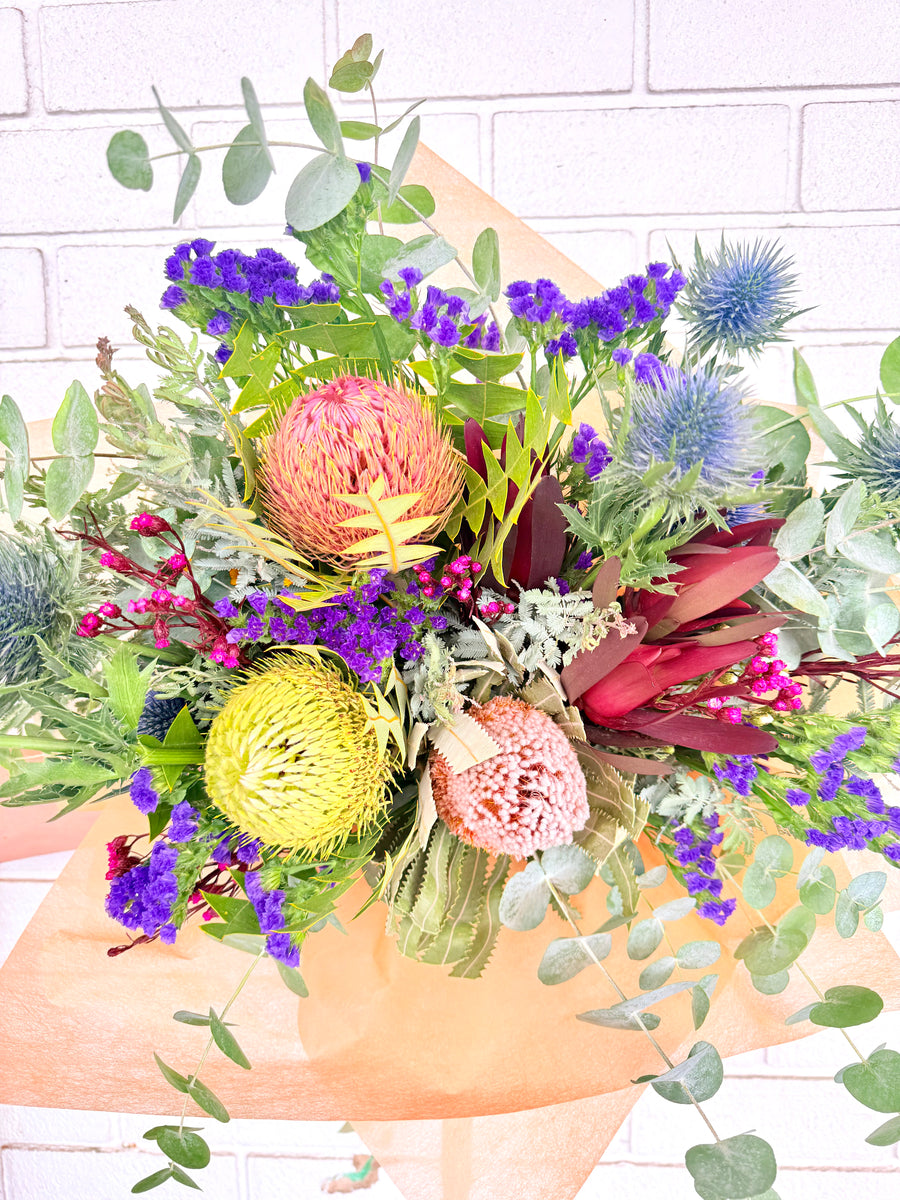 Seasonal Native Bouquet – Fuchsia Hunter Valley